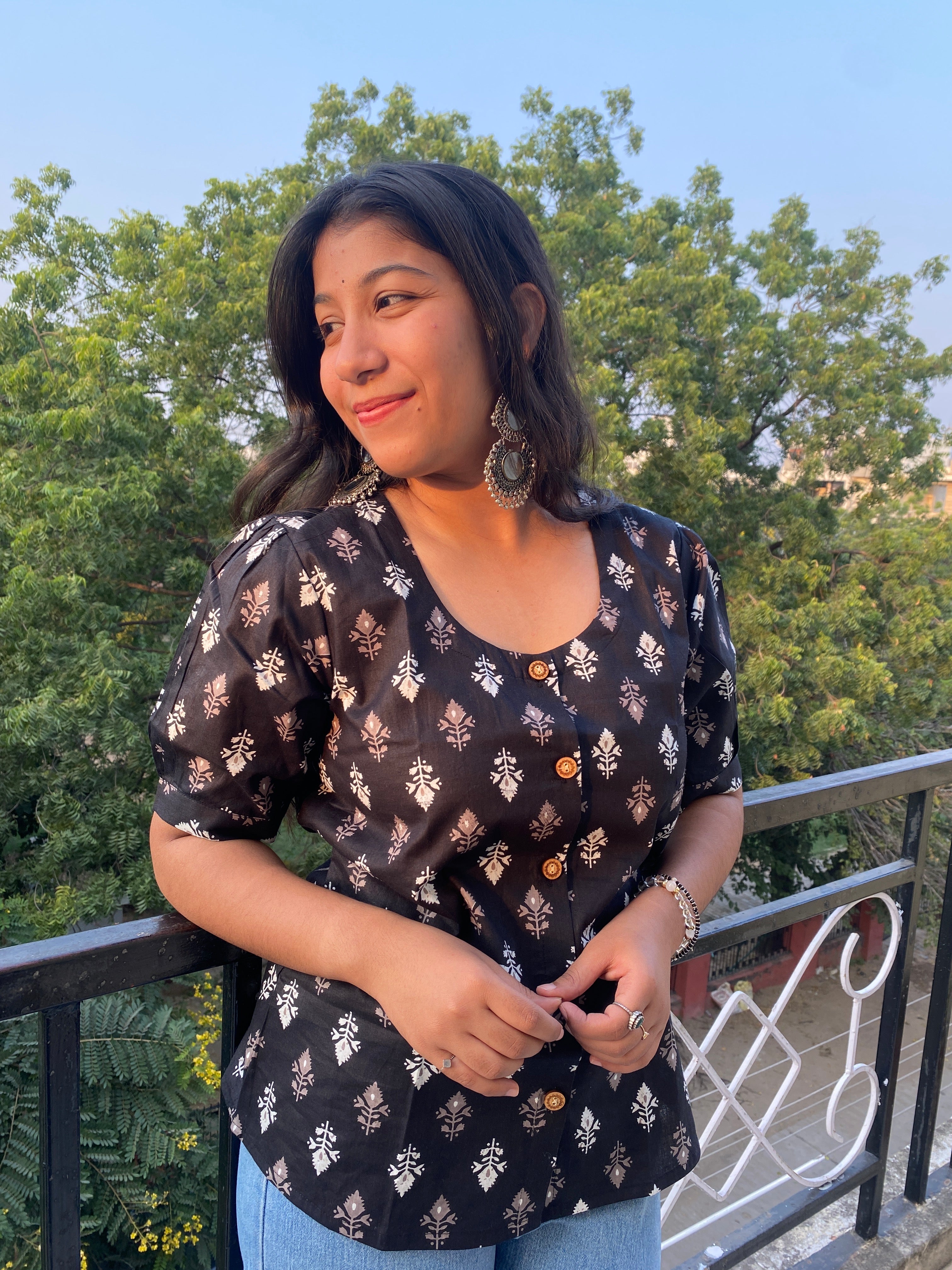 24 Black Buti Top | Handblock Cotton Tops – Bhanwar Jaipur
